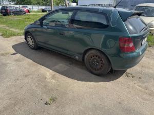 Honda Civic 2002 in Vilnius, with an engine capacity of 1.40 L and mileage of 191 thousand km for 380 €, photo 6 on AUTOMOTO.COM.LV