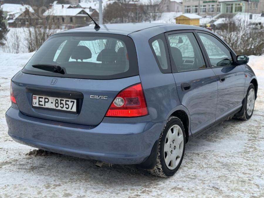 Honda Civic 2003 in Kraslava, with an engine capacity of 1.60 L and mileage of 252 thousand km for 890 €, photo 2 on AUTOMOTO.COM.LV