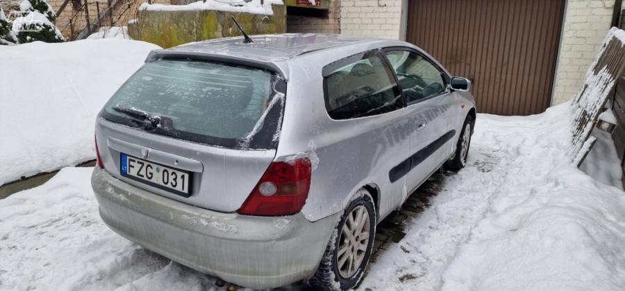 Honda Civic 2003 Kauņa, ar dzinēja tilpumu 1.70 L un nobraukumu 338 tūkst. km par 550 €, foto 3 vietnē AUTOMOTO.COM.LV