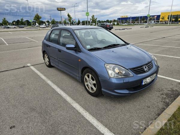 Honda Civic 2004 Rīga, ar dzinēja tilpumu 1.60 L un nobraukumu 252 tūkst. km par 700 €, foto 2 vietnē AUTOMOTO.COM.LV