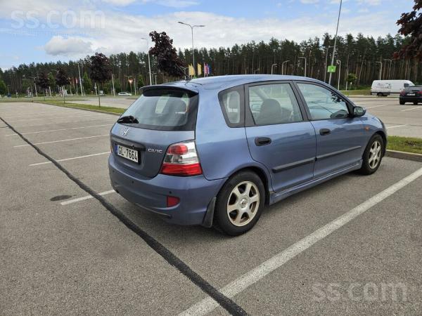 Honda Civic 2004 Rīga, ar dzinēja tilpumu 1.60 L un nobraukumu 252 tūkst. km par 700 €, foto 3 vietnē AUTOMOTO.COM.LV
