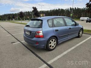 Honda Civic 2004 Rīga, ar dzinēja tilpumu 1.60 L un nobraukumu 252 tūkst. km par 1450 €, foto 3 vietnē AUTOMOTO.COM.LV