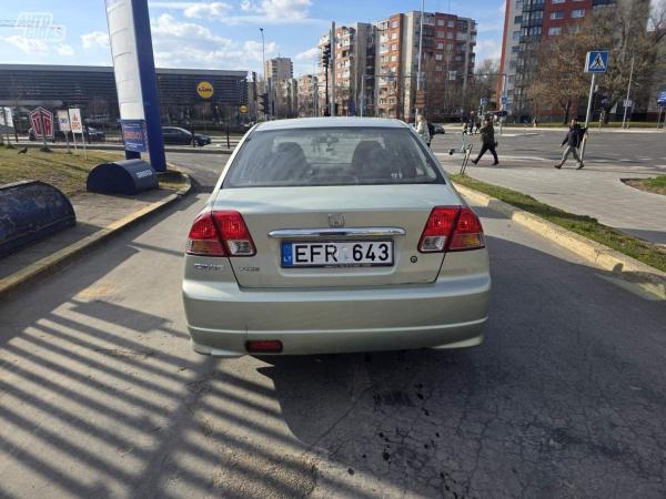 Honda Civic 2004 in Vilnius, with an engine capacity of 1.60 L and mileage of 208 thousand km for 370 €, photo 6 on AUTOMOTO.COM.LV