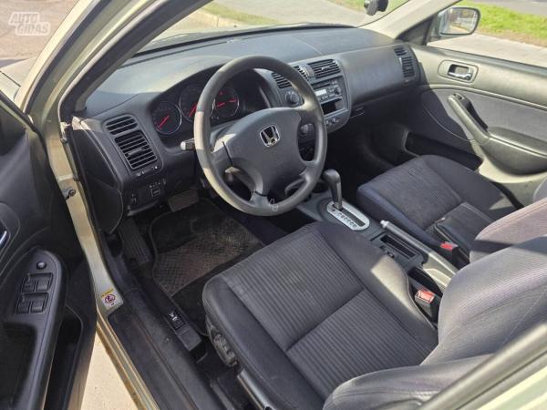 Honda Civic 2004 in Vilnius, with an engine capacity of 1.60 L and mileage of 208 thousand km for 370 €, photo 7 on AUTOMOTO.COM.LV