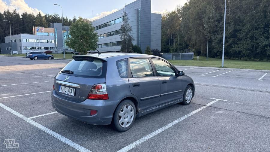 Honda Civic 2004 Viļņa, ar dzinēja tilpumu 1.70 L un nobraukumu 190 tūkst. km par 1500 €, foto 8 vietnē AUTOMOTO.COM.LV