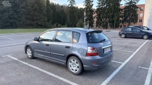 Honda Civic 2004 Viļņa, ar dzinēja tilpumu 1.70 L un nobraukumu 190 tūkst. km par 1500 €, foto 9 vietnē AUTOMOTO.COM.LV