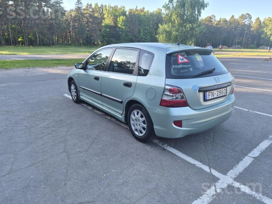 Honda Civic 2005 in Riga, with an engine capacity of 1.40 L and mileage of 260 thousand km for 800 €, photo 8 on AUTOMOTO.COM.LV