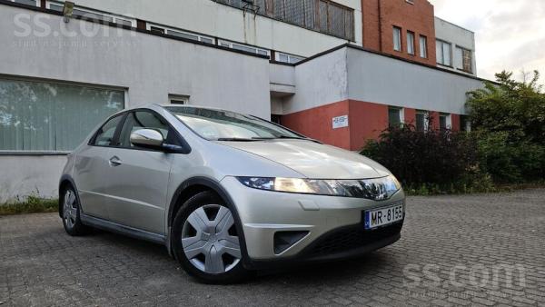 Honda Civic 2006 in Riga, with an engine capacity of 1.80 L and mileage of 180 thousand km for 2200 €, photo 1 on AUTOMOTO.COM.LV