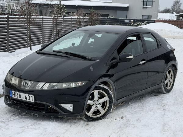 Honda Civic 2006 Viļņa, ar dzinēja tilpumu 2.20 L un nobraukumu 346 tūkst. km par 1400 €, foto 1 vietnē AUTOMOTO.COM.LV