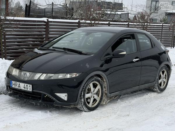 Honda Civic 2006 Viļņa, ar dzinēja tilpumu 2.20 L un nobraukumu 346 tūkst. km par 1400 €, foto 3 vietnē AUTOMOTO.COM.LV