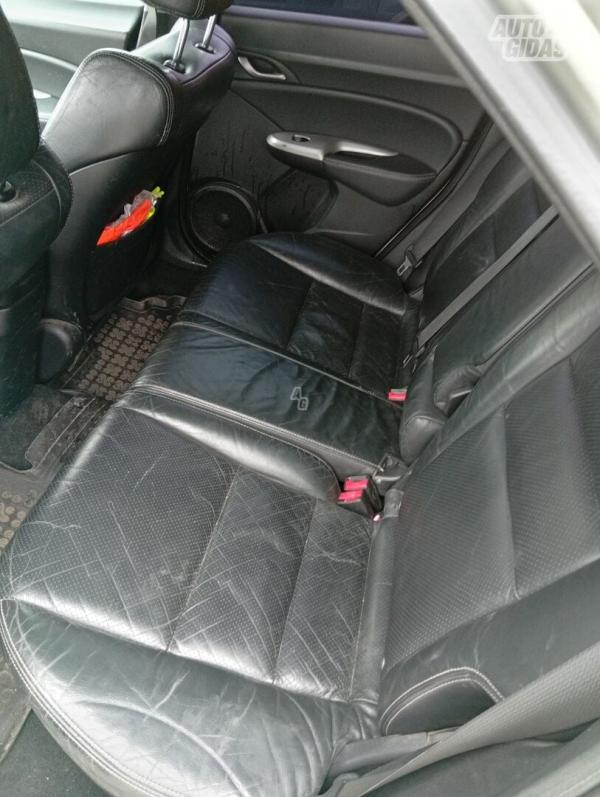 Honda Civic 2006 Kretinga, ar dzinēja tilpumu 2.20 L un nobraukumu 360 tūkst. km par 1450 €, foto 6 vietnē AUTOMOTO.COM.LV