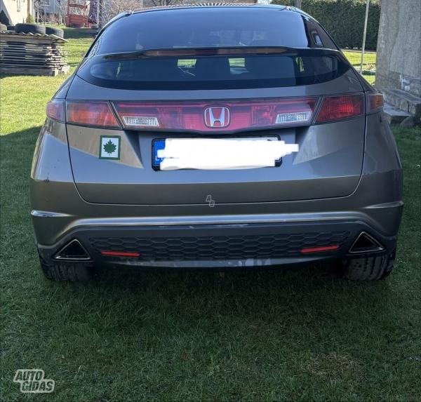 Хонда Цивик 2006 в Купишкис на AUTOMOTO.COM.LV Хонда Цивик 2006 в Купишкис, объемом двигателя 2.20 л и пробегом 400 тыс. км за 1100 €, фото 4 на AUTOMOTO.COM.LV
