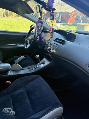 Honda Civic 2006 Kupiškis, ar dzinēja tilpumu 2.20 L un nobraukumu 400 tūkst. km par 1100 €, foto 6 vietnē AUTOMOTO.COM.LV