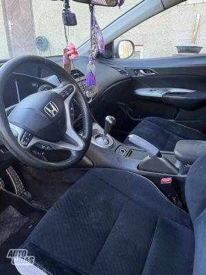 Honda Civic 2006 Kupiškis, ar dzinēja tilpumu 2.20 L un nobraukumu 400 tūkst. km par 1100 €, foto 8 vietnē AUTOMOTO.COM.LV
