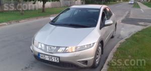 Honda Civic 2006 Rīga, ar dzinēja tilpumu 1.30 L un nobraukumu 219 tūkst. km par 1750 €, foto 3 vietnē AUTOMOTO.COM.LV
