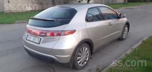 Honda Civic 2006 Rīga, ar dzinēja tilpumu 1.30 L un nobraukumu 219 tūkst. km par 1750 €, foto 7 vietnē AUTOMOTO.COM.LV