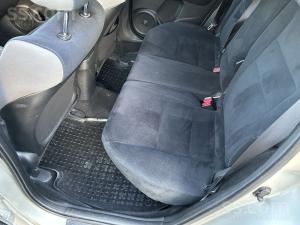 Honda Civic 2006 Rīga, ar dzinēja tilpumu 1.40 L un nobraukumu 141 tūkst. km par 3300 €, foto 10 vietnē AUTOMOTO.COM.LV