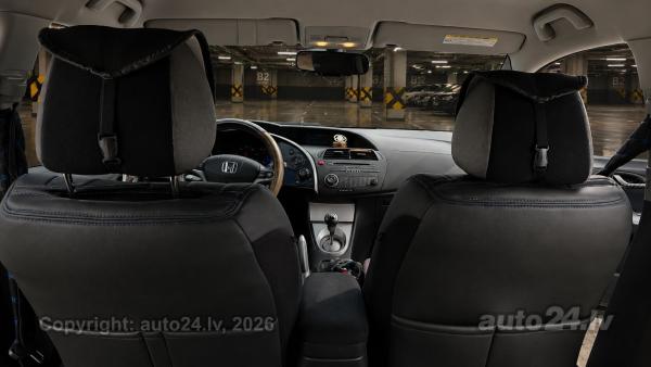 Хонда Цивик 2006 в Таллин, объемом двигателя 1.80 л и пробегом 266 тыс. км за 2300 €, фото 9 на AUTOMOTO.COM.LV
