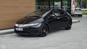 Honda Civic 2006 Alīta, ar dzinēja tilpumu 2.20 L un nobraukumu 353 tūkst. km par 1950 €, foto 3 vietnē AUTOMOTO.COM.LV