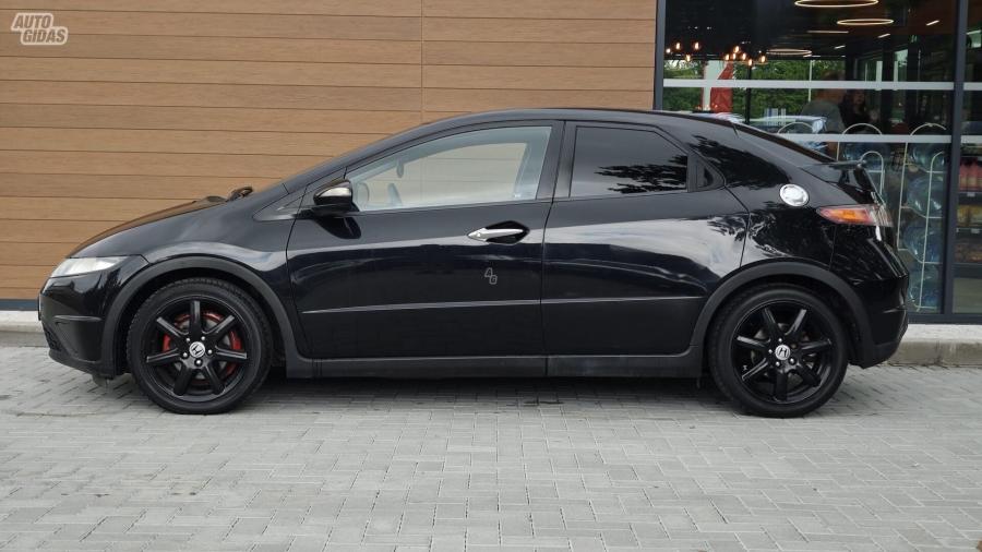 Honda Civic 2006 Alīta, ar dzinēja tilpumu 2.20 L un nobraukumu 353 tūkst. km par 1950 €, foto 6 vietnē AUTOMOTO.COM.LV