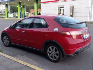 Honda Civic 2006 in Vilnius, with an engine capacity of 2.20 L and mileage of 360 thousand km for 1000 €, photo 3 on AUTOMOTO.COM.LV