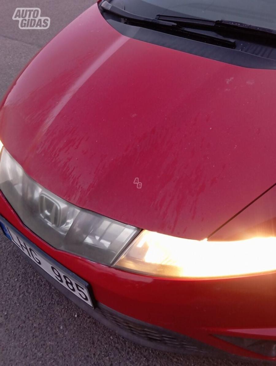 Honda Civic 2006 in Vilnius, with an engine capacity of 2.20 L and mileage of 360 thousand km for 1000 €, photo 8 on AUTOMOTO.COM.LV