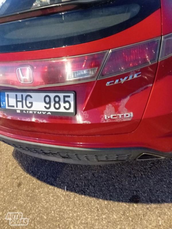 Honda Civic 2006 in Vilnius, with an engine capacity of 2.20 L and mileage of 360 thousand km for 1000 €, photo 8 on AUTOMOTO.COM.LV