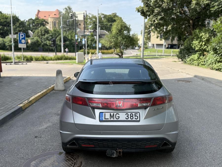 Honda Civic 2006 Viļņa, ar dzinēja tilpumu 2.20 L un nobraukumu 215 tūkst. km par 650 €, foto 5 vietnē AUTOMOTO.COM.LV