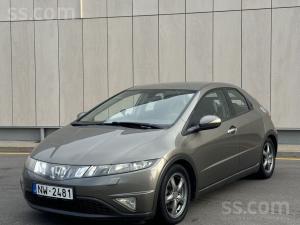 Honda Civic 2006 Rīga, ar dzinēja tilpumu 1.80 L un nobraukumu 238 tūkst. km par 1200 €, foto 1 vietnē AUTOMOTO.COM.LV
