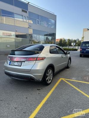 Хонда Цивик 2006 в Вильнюс, объемом двигателя 2.20 л и пробегом 360 тыс. км за 1100 €, фото 5 на AUTOMOTO.COM.LV