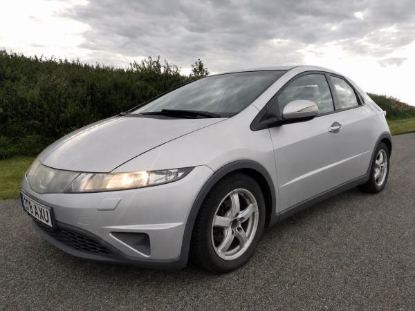 Honda Civic 2006 Tartu vietnē Honda Civic 2006 Tartu, ar dzinēja tilpumu 1.80 L un nobraukumu 358 tūkst. km par 950 €, foto 10 vietnē AUTOMOTO.COM.LV