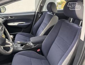 Honda Civic 2006 in Kaunas, with an engine capacity of 2.20 L and mileage of 300 thousand km for 750 €, photo 6 on AUTOMOTO.COM.LV