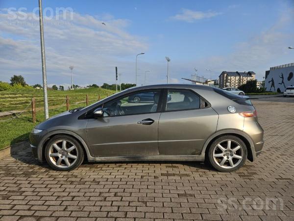 Honda Civic 2007 Rīga, ar dzinēja tilpumu 1.80 L un nobraukumu 236 tūkst. km par 1100 €, foto 1 vietnē AUTOMOTO.COM.LV