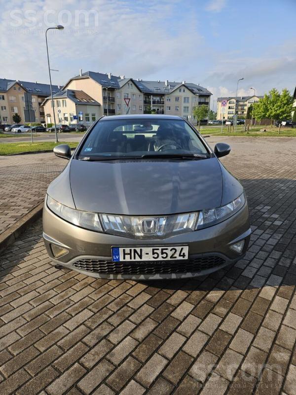 Honda Civic 2007 Rīga, ar dzinēja tilpumu 1.80 L un nobraukumu 236 tūkst. km par 1100 €, foto 7 vietnē AUTOMOTO.COM.LV