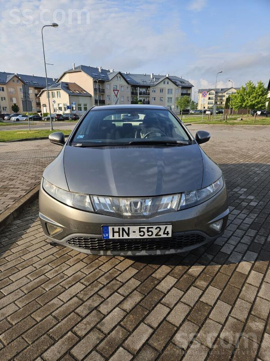 Honda Civic 2007 Rīga, ar dzinēja tilpumu 1.80 L un nobraukumu 236 tūkst. km par 1100 €, foto 7 vietnē AUTOMOTO.COM.LV