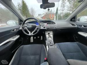 Honda Civic 2007 Viļņa, ar dzinēja tilpumu 1.80 L un nobraukumu 270 tūkst. km par 950 €, foto 5 vietnē AUTOMOTO.COM.LV