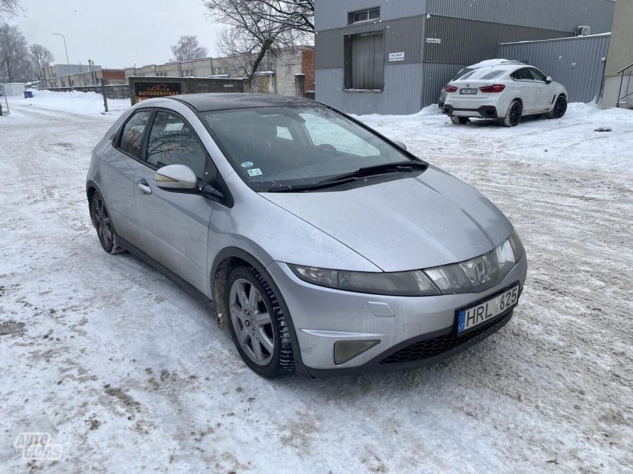 Honda Civic 2007 Kauņa, ar dzinēja tilpumu 1.80 L un nobraukumu 290 tūkst. km par 1050 €, foto 2 vietnē AUTOMOTO.COM.LV