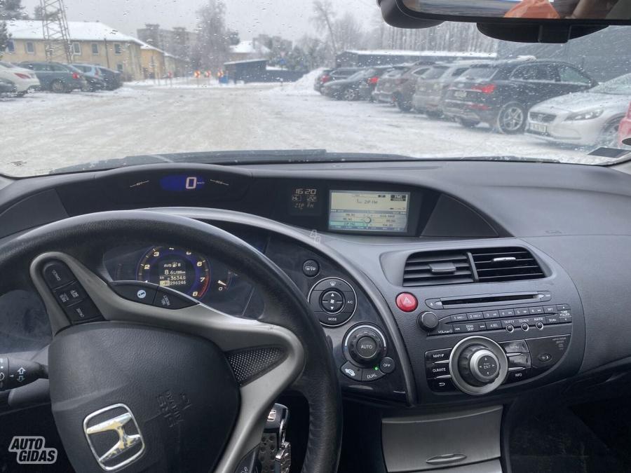 Honda Civic 2007 Kauņa, ar dzinēja tilpumu 1.80 L un nobraukumu 290 tūkst. km par 1050 €, foto 9 vietnē AUTOMOTO.COM.LV