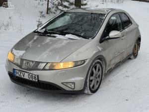 Honda Civic 2007 in Siauliai, with an engine capacity of 1.80 L and mileage of 390 thousand km for 690 €, photo  on AUTOMOTO.COM.LV