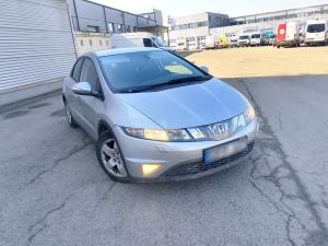 Honda Civic 2007 in Vilnius, with an engine capacity of 1.80 L and mileage of 311 thousand km for 1000 €, photo 7 on AUTOMOTO.COM.LV
