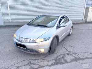 Honda Civic 2007 in Vilnius, with an engine capacity of 1.80 L and mileage of 311 thousand km for 1000 €, photo 8 on AUTOMOTO.COM.LV