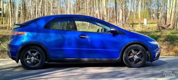 Honda Civic 2007 Viļņa, ar dzinēja tilpumu 2.20 L un nobraukumu 310 tūkst. km par 2000 €, foto 5 vietnē AUTOMOTO.COM.LV