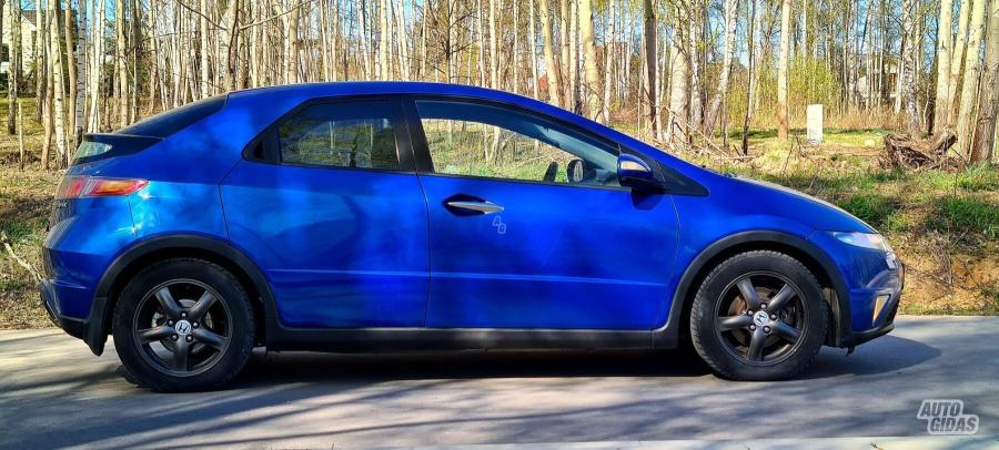 Honda Civic 2007 in Vilnius, with an engine capacity of 2.20 L and mileage of 310 thousand km for 2000 €, photo 6 on AUTOMOTO.COM.LV