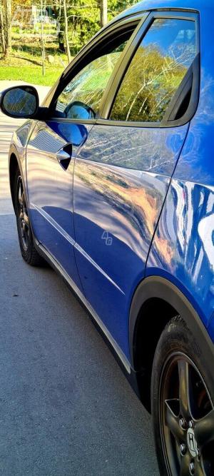Honda Civic 2007 in Vilnius, with an engine capacity of 2.20 L and mileage of 310 thousand km for 2000 €, photo 23 on AUTOMOTO.COM.LV