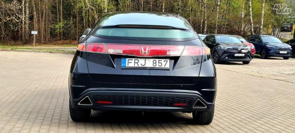 Honda Civic 2007 in Vilnius, with an engine capacity of 2.20 L and mileage of 287 thousand km for 1850 €, photo 7 on AUTOMOTO.COM.LV
