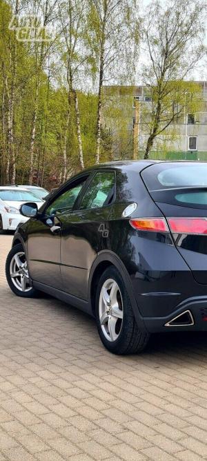 Honda Civic 2007 in Vilnius, with an engine capacity of 2.20 L and mileage of 287 thousand km for 1850 €, photo 13 on AUTOMOTO.COM.LV