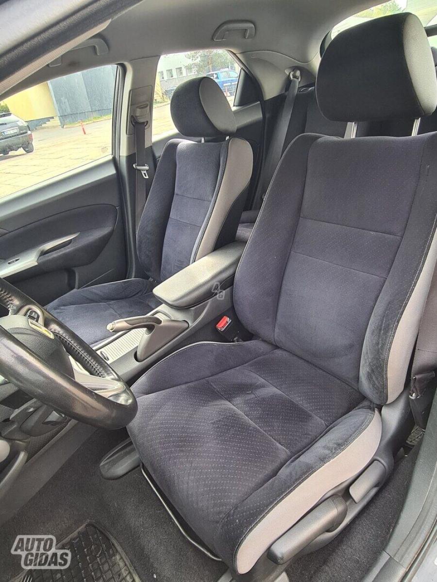 Honda Civic 2007 in Vilnius, with an engine capacity of 2.20 L and mileage of 287 thousand km for 1850 €, photo 28 on AUTOMOTO.COM.LV