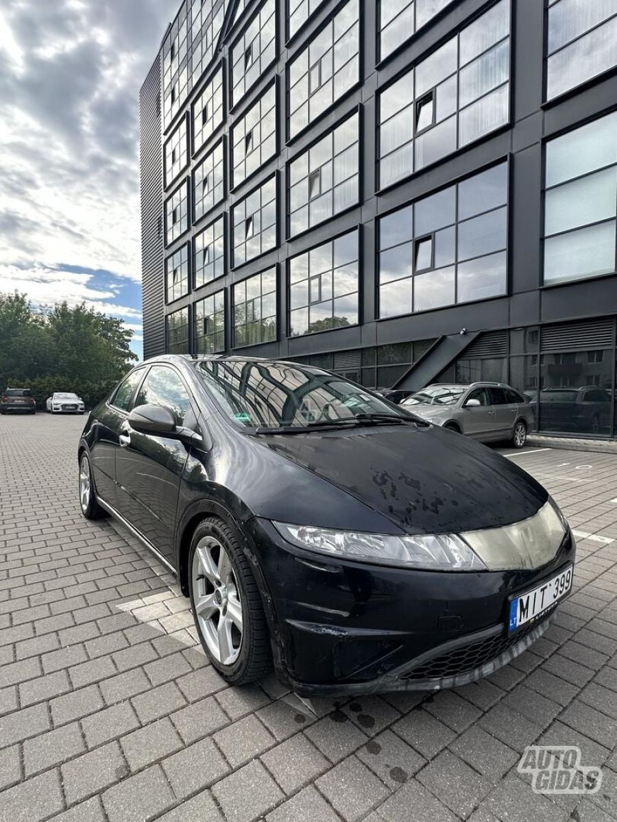 Honda Civic 2007 in Kaunas, with an engine capacity of 2.20 L and mileage of 330 thousand km for 950 €, photo 3 on AUTOMOTO.COM.LV