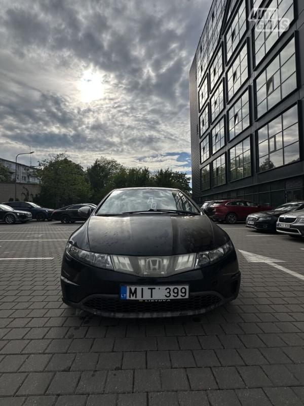 Honda Civic 2007 Kauņa, ar dzinēja tilpumu 2.20 L un nobraukumu 330 tūkst. km par 950 €, foto 3 vietnē AUTOMOTO.COM.LV