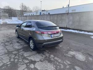 Honda Civic 2007 in Klaipeda, with an engine capacity of 2.20 L and mileage of 210 thousand km for 1850 €, photo 8 on AUTOMOTO.COM.LV